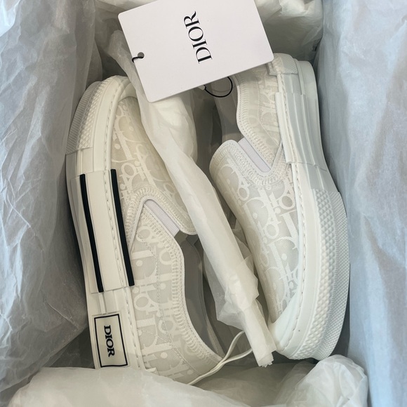 Dior | Shoes | Christian Dior B23 All White Sneakers Sz 37 | Poshmark